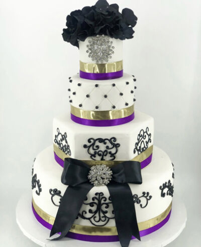 Alfonso's has spectacular cakes, pastries, bread and more